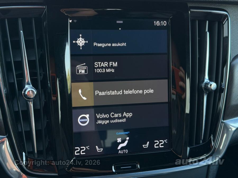 Pelēks Volvo V90 2018 Pērnava, ar dzinēja tilpumu 2.00 L un nobraukumu 136 tūkst. km par 21950 €, foto 13 vietnē AUTOMOTO.COM.LV