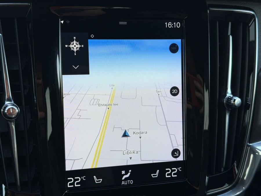 Grey Volvo V90 2018 in Parnu, with an engine capacity of 2.00 L and mileage of 136 thousand km for 21950 €, photo 9 on AUTOMOTO.COM.LV