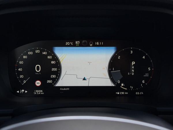 Volvo V90 2018 in Parnu on AUTOMOTO.COM.LV Grey Volvo V90 2018 in Parnu, with an engine capacity of 2.00 L and mileage of 136 thousand km for 21950 €, photo 10 on AUTOMOTO.COM.LV