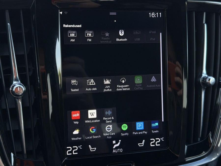 Grey Volvo V90 2018 in Parnu, with an engine capacity of 2.00 L and mileage of 136 thousand km for 21950 €, photo 14 on AUTOMOTO.COM.LV