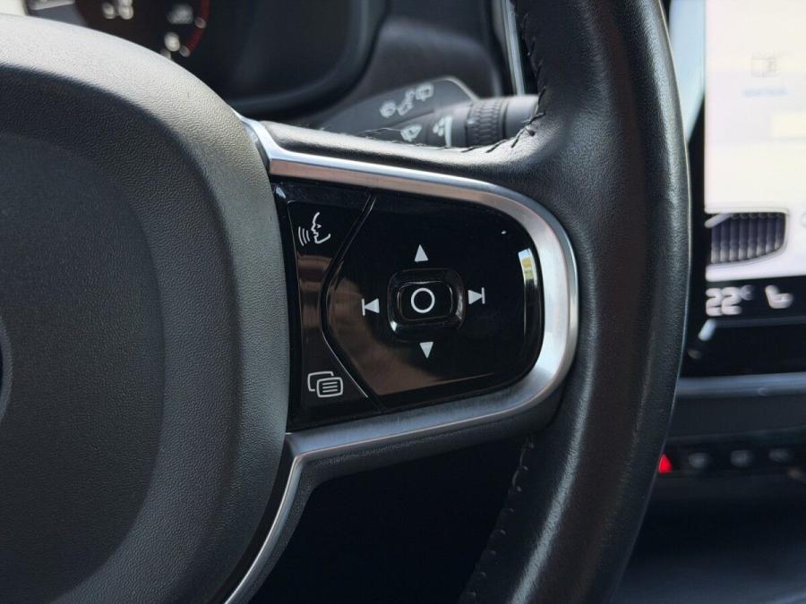 Grey Volvo V90 2018 in Parnu, with an engine capacity of 2.00 L and mileage of 136 thousand km for 21950 €, photo 21 on AUTOMOTO.COM.LV