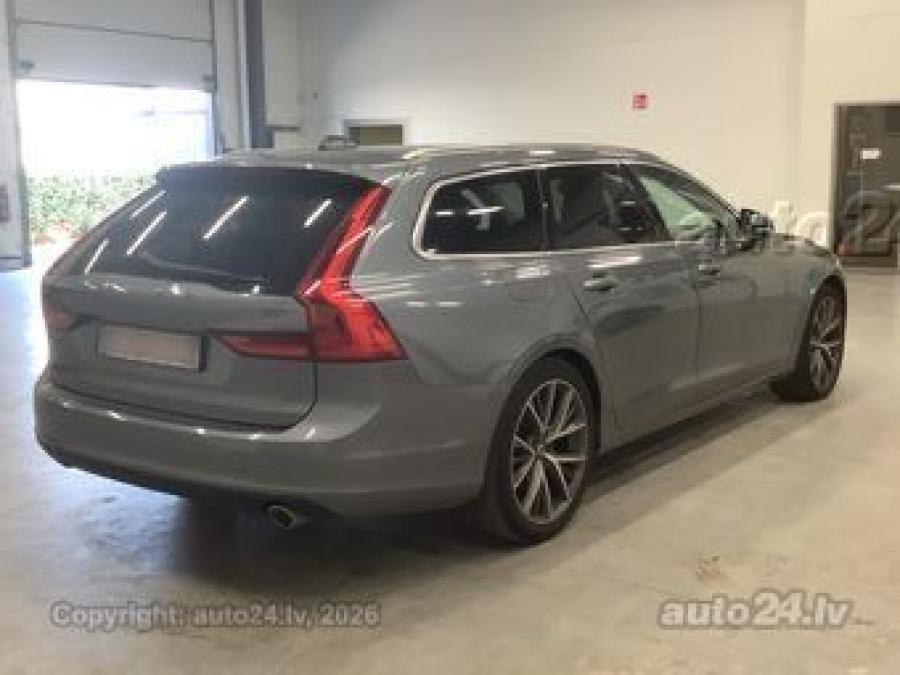 Pelēks Volvo V90 2018 Tallina, ar dzinēja tilpumu 2.00 L un nobraukumu 193 tūkst. km par 15990 €, foto 3 vietnē AUTOMOTO.COM.LV