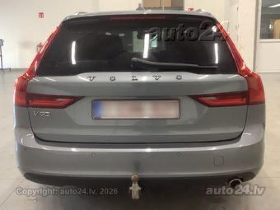 Pelēks Volvo V90 2018 Tallina, ar dzinēja tilpumu 2.00 L un nobraukumu 193 tūkst. km par 15990 €, foto 7 vietnē AUTOMOTO.COM.LV