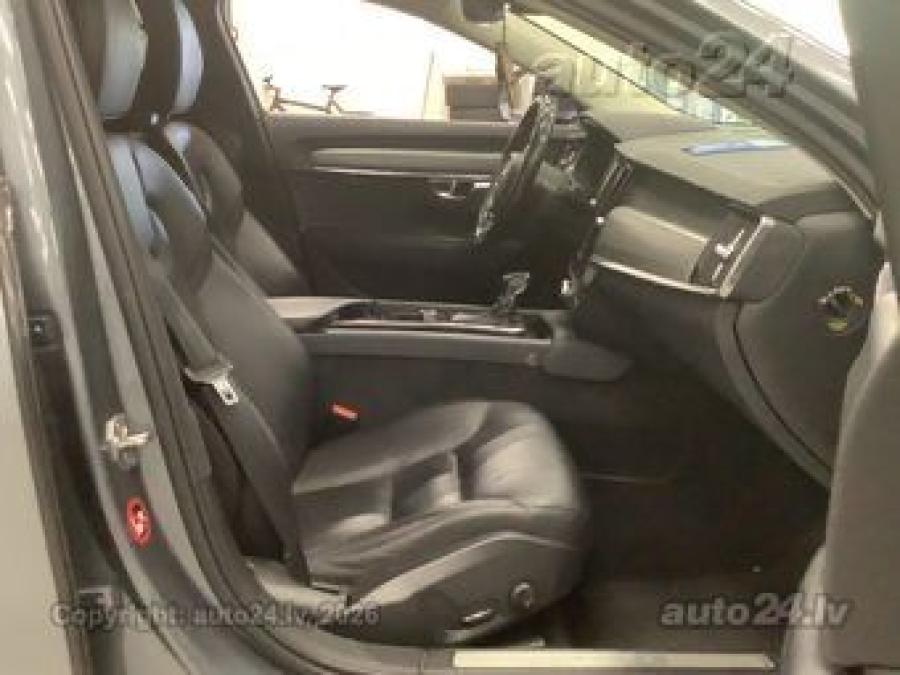 Pelēks Volvo V90 2018 Tallina, ar dzinēja tilpumu 2.00 L un nobraukumu 193 tūkst. km par 15990 €, foto 10 vietnē AUTOMOTO.COM.LV
