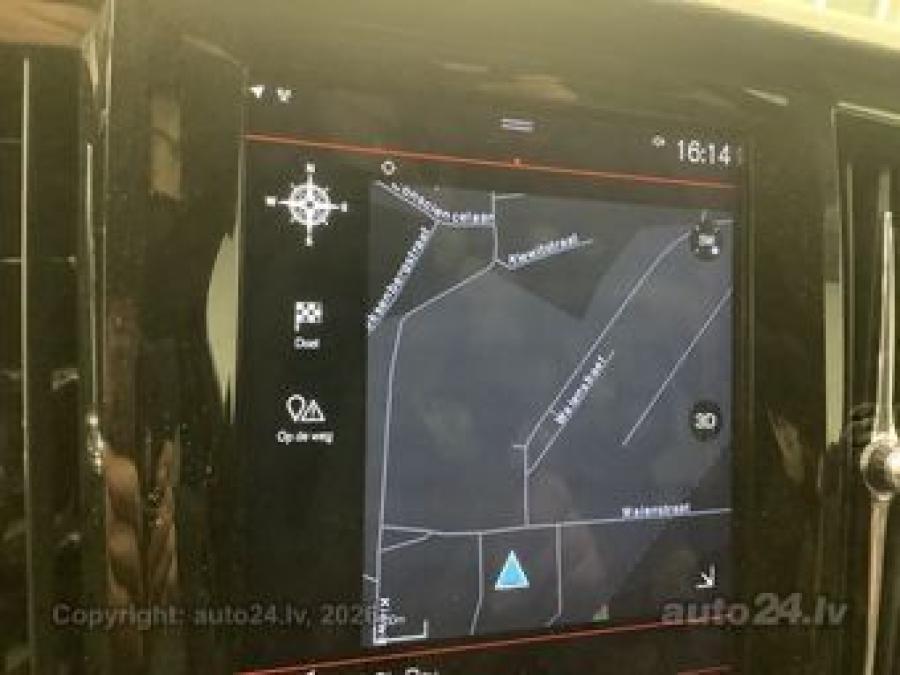 Pelēks Volvo V90 2018 Tallina, ar dzinēja tilpumu 2.00 L un nobraukumu 193 tūkst. km par 15990 €, foto 12 vietnē AUTOMOTO.COM.LV