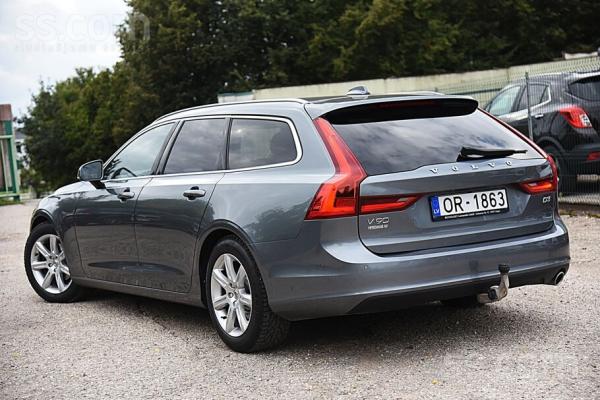 Grey Volvo V90 2018 in Tukums, with an engine capacity of 2.00 L and mileage of 289 thousand km for 13500 €, photo 3 on AUTOMOTO.COM.LV