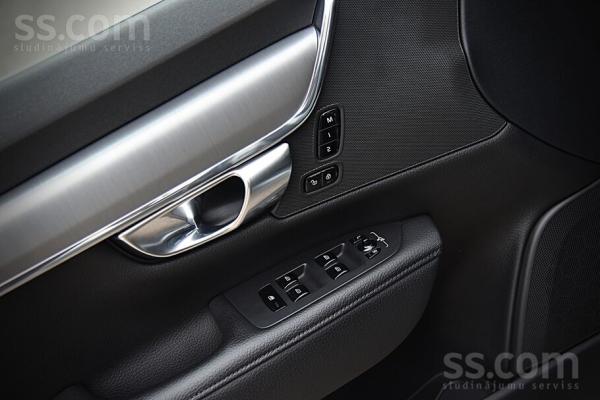 Grey Volvo V90 2018 in Tukums, with an engine capacity of 2.00 L and mileage of 289 thousand km for 13500 €, photo 11 on AUTOMOTO.COM.LV