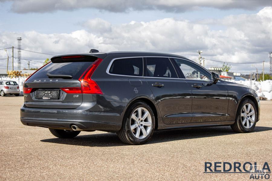 Grey Volvo V90 2018 in Kaunas, with an engine capacity of 2.00 L and mileage of 319 thousand km for 12800 €, photo 5 on AUTOMOTO.COM.LV