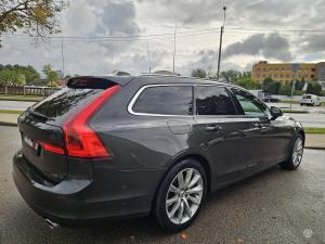 Pelēks Volvo V90 2018 Šauļi, ar dzinēja tilpumu 1.97 L un nobraukumu 249 tūkst. km par 14950 €, foto 6 vietnē AUTOMOTO.COM.LV