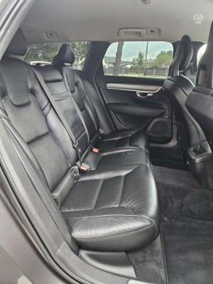 Pelēks Volvo V90 2018 Šauļi, ar dzinēja tilpumu 1.97 L un nobraukumu 249 tūkst. km par 14950 €, foto 16 vietnē AUTOMOTO.COM.LV