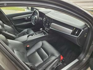 Pelēks Volvo V90 2018 Šauļi, ar dzinēja tilpumu 1.97 L un nobraukumu 249 tūkst. km par 14950 €, foto 17 vietnē AUTOMOTO.COM.LV