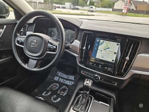 Pelēks Volvo V90 2018 Šauļi, ar dzinēja tilpumu 1.97 L un nobraukumu 249 tūkst. km par 14950 €, foto 19 vietnē AUTOMOTO.COM.LV