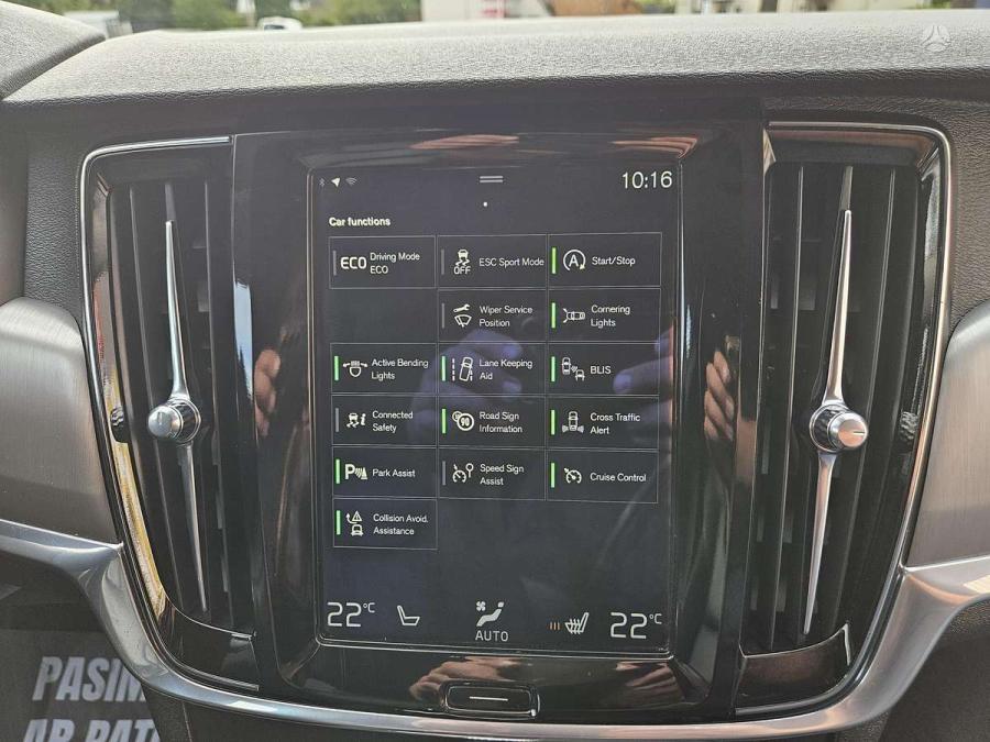 Pelēks Volvo V90 2018 Šauļi, ar dzinēja tilpumu 1.97 L un nobraukumu 249 tūkst. km par 14950 €, foto 20 vietnē AUTOMOTO.COM.LV
