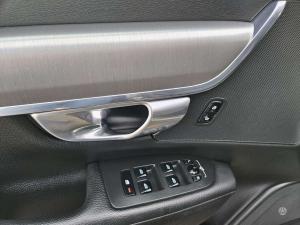 Pelēks Volvo V90 2018 Šauļi, ar dzinēja tilpumu 1.97 L un nobraukumu 249 tūkst. km par 14950 €, foto 25 vietnē AUTOMOTO.COM.LV