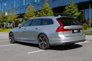 Pelēks Volvo V90 2018 Viļņa, ar dzinēja tilpumu 1.97 L un nobraukumu 216 tūkst. km par 17500 €, foto 4 vietnē AUTOMOTO.COM.LV