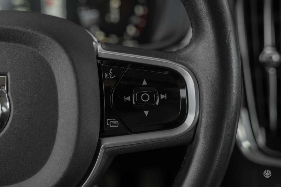 Pelēks Volvo V90 2018 Viļņa, ar dzinēja tilpumu 1.97 L un nobraukumu 216 tūkst. km par 17500 €, foto 26 vietnē AUTOMOTO.COM.LV