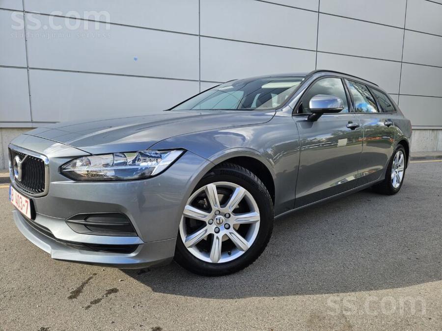 Grey Volvo V90 2018 in Riga, with an engine capacity of 2.00 L and mileage of 246 thousand km for 11450 €, photo 3 on AUTOMOTO.COM.LV