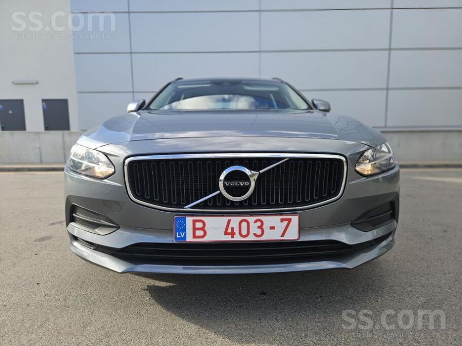 Grey Volvo V90 2018 in Riga, with an engine capacity of 2.00 L and mileage of 246 thousand km for 11450 €, photo 8 on AUTOMOTO.COM.LV