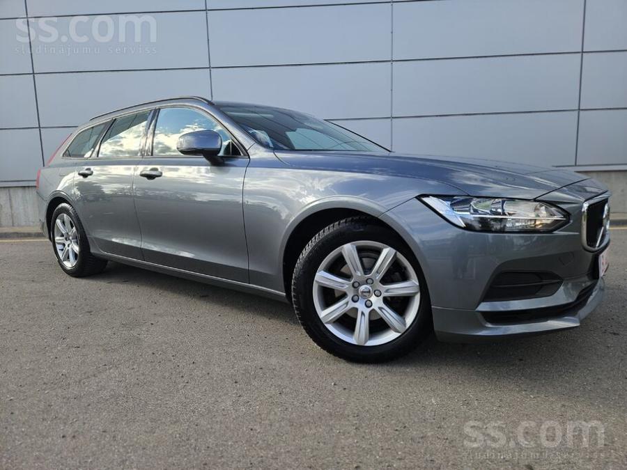 Grey Volvo V90 2018 in Riga, with an engine capacity of 2.00 L and mileage of 246 thousand km for 11450 €, photo 12 on AUTOMOTO.COM.LV