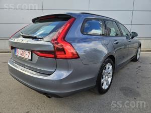Grey Volvo V90 2018 in Riga, with an engine capacity of 2.00 L and mileage of 246 thousand km for 11450 €, photo 16 on AUTOMOTO.COM.LV