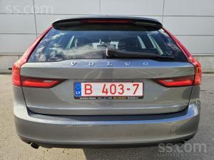 Grey Volvo V90 2018 in Riga, with an engine capacity of 2.00 L and mileage of 246 thousand km for 11450 €, photo 17 on AUTOMOTO.COM.LV