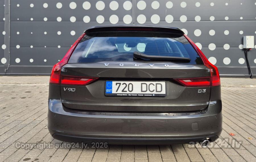 Grey Volvo V90 2018 in Tartu, with an engine capacity of 2.00 L and mileage of 157 thousand km for 15900 €, photo 4 on AUTOMOTO.COM.LV