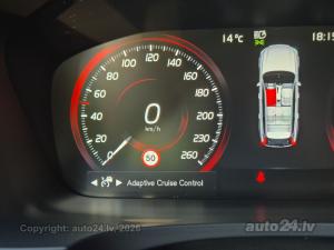 Grey Volvo V90 2018 in Tartu, with an engine capacity of 2.00 L and mileage of 157 thousand km for 15900 €, photo 16 on AUTOMOTO.COM.LV