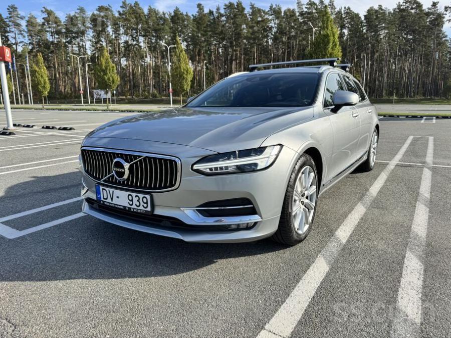 Pelēks Volvo V90 2018 Rīga, ar dzinēja tilpumu 2.00 L un nobraukumu 176 tūkst. km par 20500 €, foto 1 vietnē AUTOMOTO.COM.LV