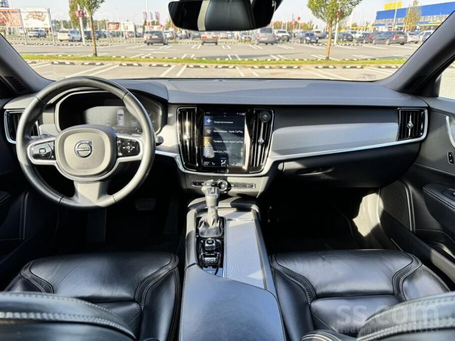 Pelēks Volvo V90 2018 Rīga, ar dzinēja tilpumu 2.00 L un nobraukumu 176 tūkst. km par 20500 €, foto 11 vietnē AUTOMOTO.COM.LV