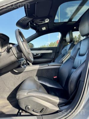 Pelēks Volvo V90 2018 Rīga, ar dzinēja tilpumu 2.00 L un nobraukumu 176 tūkst. km par 20500 €, foto 15 vietnē AUTOMOTO.COM.LV