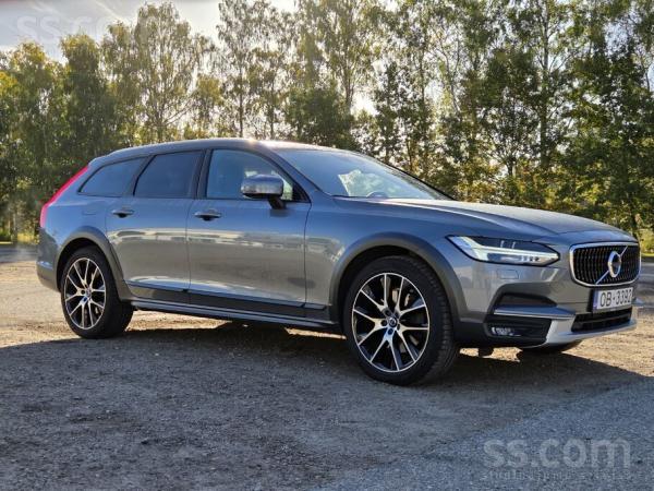 Pelēks Volvo V90 2018 Rīga, ar dzinēja tilpumu 2.00 L un nobraukumu 170 tūkst. km par 22000 €, foto 1 vietnē AUTOMOTO.COM.LV