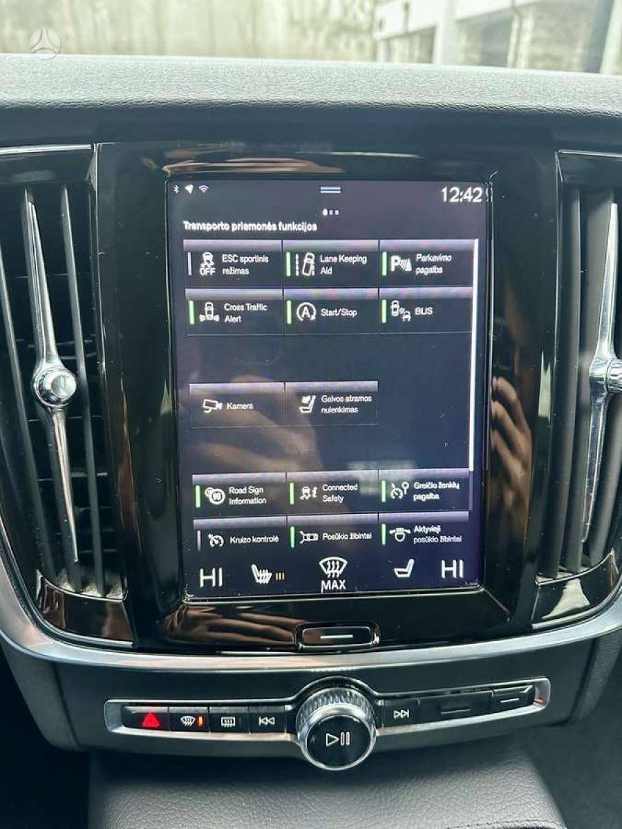 Серый Вольво В90 2019 в Вильнюс, объемом двигателя 1.97 л и пробегом 382 тыс. км за 11900 €, фото 32 на AUTOMOTO.COM.LV