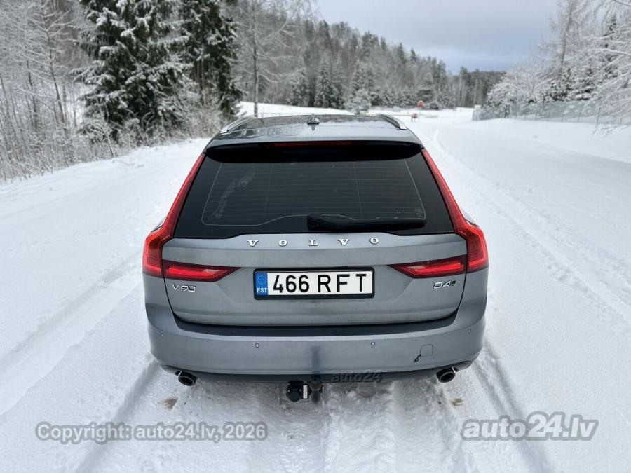 Pelēks Volvo V90 2019 Otepē, ar dzinēja tilpumu 2.00 L un nobraukumu 240 tūkst. km par 18000 €, foto 4 vietnē AUTOMOTO.COM.LV