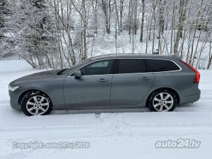 Pelēks Volvo V90 2019 Otepē, ar dzinēja tilpumu 2.00 L un nobraukumu 240 tūkst. km par 18000 €, foto 5 vietnē AUTOMOTO.COM.LV