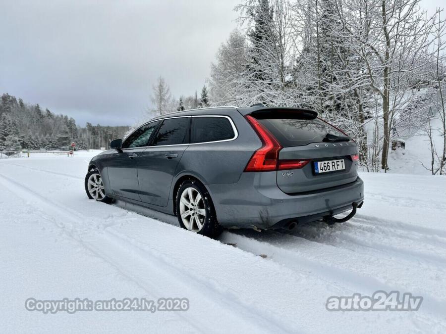 Pelēks Volvo V90 2019 Otepē, ar dzinēja tilpumu 2.00 L un nobraukumu 240 tūkst. km par 18000 €, foto 6 vietnē AUTOMOTO.COM.LV