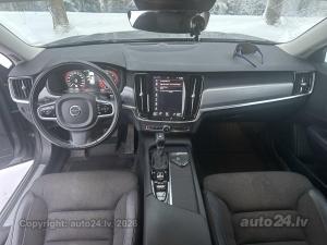 Pelēks Volvo V90 2019 Otepē, ar dzinēja tilpumu 2.00 L un nobraukumu 240 tūkst. km par 18000 €, foto 9 vietnē AUTOMOTO.COM.LV