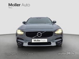 Grey Volvo V90 2019 in Parnu, with an engine capacity of 2.00 L and mileage of 139 thousand km for 25900 €, photo 3 on AUTOMOTO.COM.LV