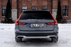Pelēks Volvo V90 2019 Tallina, ar dzinēja tilpumu 2.00 L un nobraukumu 170 tūkst. km par 24900 €, foto 18 vietnē AUTOMOTO.COM.LV