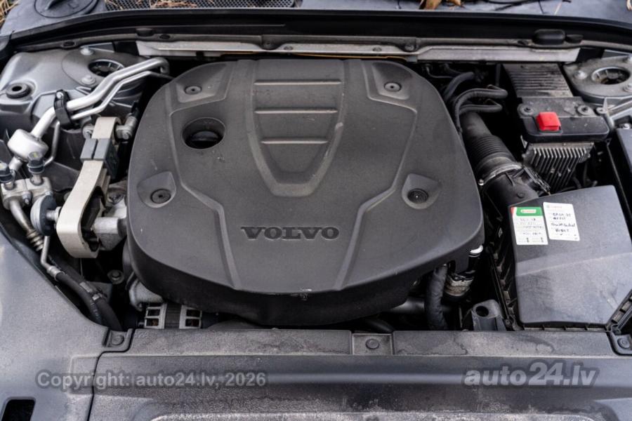 Pelēks Volvo V90 2019 Tallina, ar dzinēja tilpumu 2.00 L un nobraukumu 170 tūkst. km par 24900 €, foto 19 vietnē AUTOMOTO.COM.LV