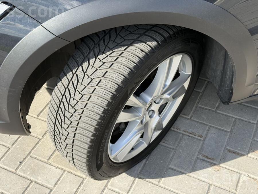 Pelēks Volvo V90 2019 Rīga, ar dzinēja tilpumu 2.00 L un nobraukumu 407 tūkst. km par 15999 €, foto 29 vietnē AUTOMOTO.COM.LV