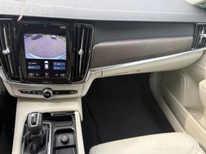 Grey Volvo V90 2019 in Riga, with an engine capacity of 2.00 L and mileage of 0 thousand km for 18170 €, photo 12 on AUTOMOTO.COM.LV