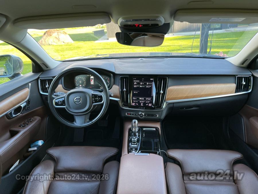 Pelēks Volvo V90 2019 Tallina, ar dzinēja tilpumu 2.00 L un nobraukumu 170 tūkst. km par 26500 €, foto 14 vietnē AUTOMOTO.COM.LV