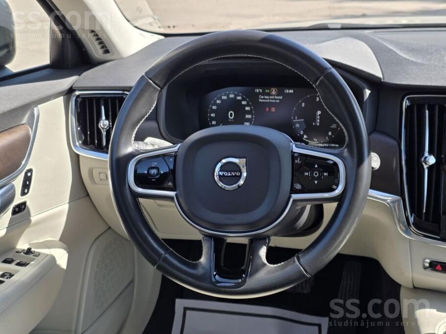 Pelēks Volvo V90 2019 Rīga, ar dzinēja tilpumu 2.00 L un nobraukumu 0 tūkst. km par 18350 €, foto 5 vietnē AUTOMOTO.COM.LV
