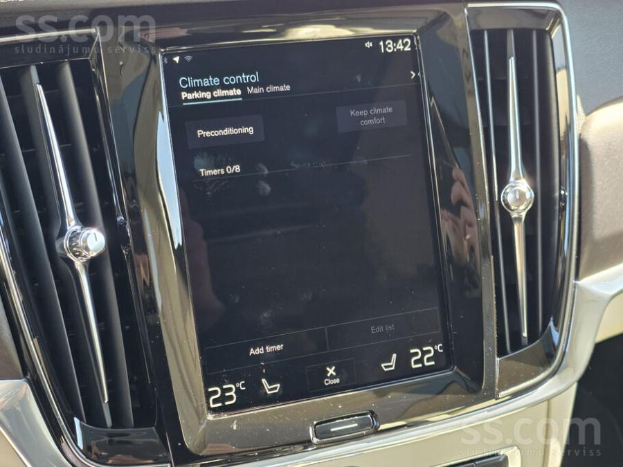 Pelēks Volvo V90 2019 Rīga, ar dzinēja tilpumu 2.00 L un nobraukumu 0 tūkst. km par 18350 €, foto 9 vietnē AUTOMOTO.COM.LV