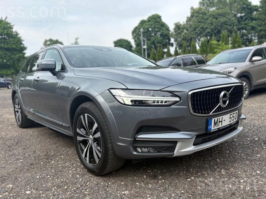Pelēks Volvo V90 2019 Rīga, ar dzinēja tilpumu 2.00 L un nobraukumu 0 tūkst. km par 17800 €, foto 9 vietnē AUTOMOTO.COM.LV