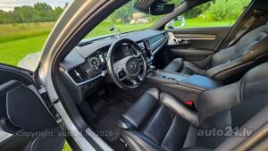Grey Volvo V90 2019 in Tallinn, with an engine capacity of 2.00 L and mileage of 217 thousand km for 28500 €, photo 6 on AUTOMOTO.COM.LV