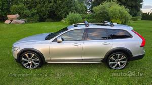 Grey Volvo V90 2019 in Tallinn, with an engine capacity of 2.00 L and mileage of 217 thousand km for 28500 €, photo 7 on AUTOMOTO.COM.LV