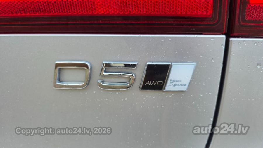 Grey Volvo V90 2019 in Tallinn, with an engine capacity of 2.00 L and mileage of 217 thousand km for 28500 €, photo 8 on AUTOMOTO.COM.LV