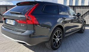 Pelēks Volvo V90 2019 Kauņa, ar dzinēja tilpumu 1.97 L un nobraukumu 270 tūkst. km par 18999 €, foto 6 vietnē AUTOMOTO.COM.LV