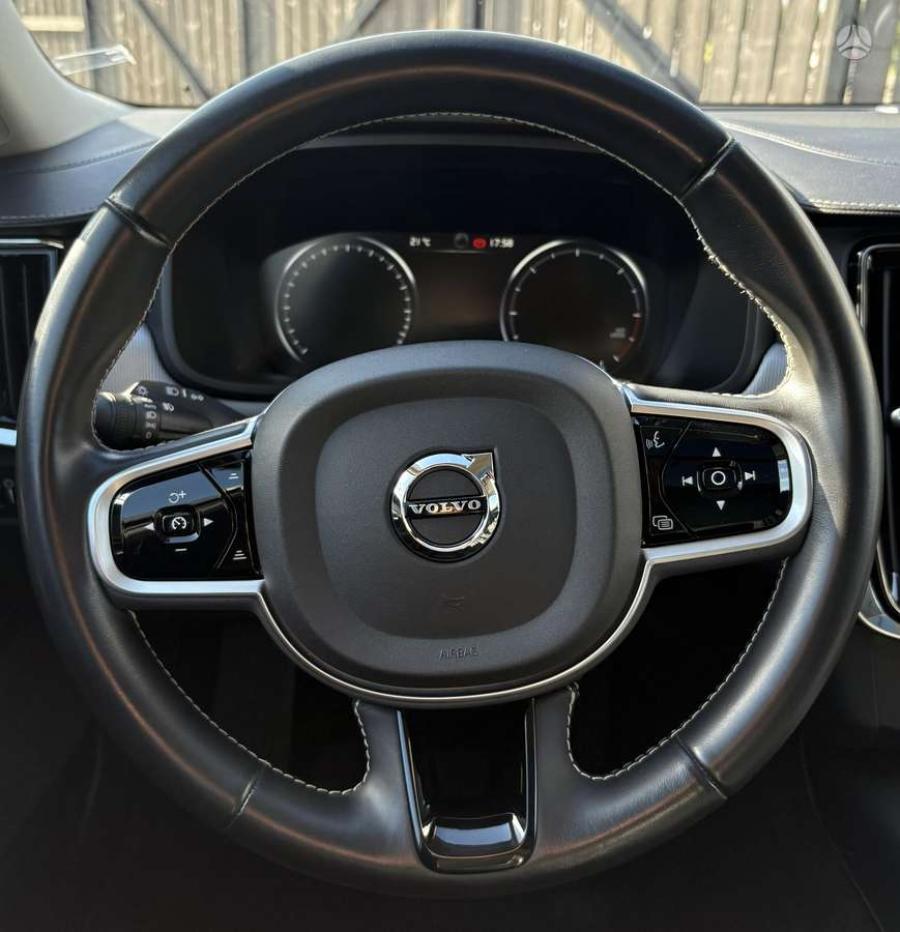 Pelēks Volvo V90 2019 Kauņa, ar dzinēja tilpumu 1.97 L un nobraukumu 270 tūkst. km par 18999 €, foto 16 vietnē AUTOMOTO.COM.LV